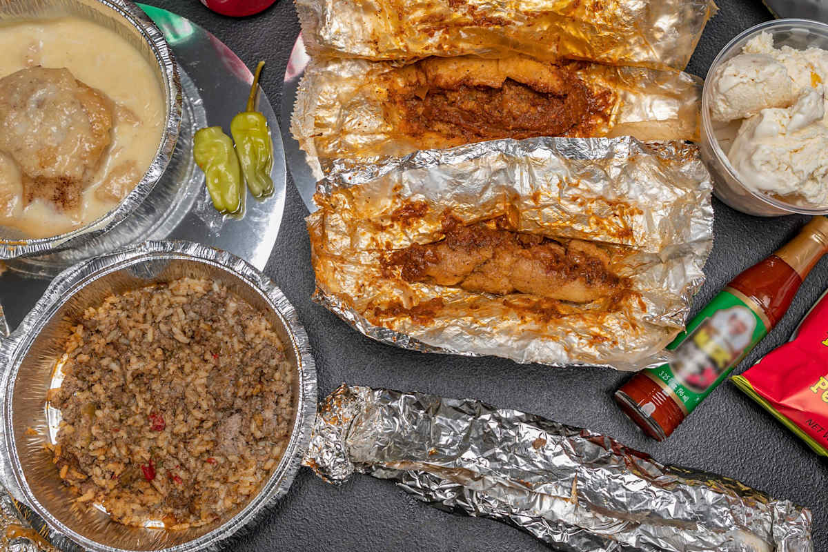 Old Man Greedy Hot Tamales - Memphis, TN Restaurant | Menu + Delivery ...