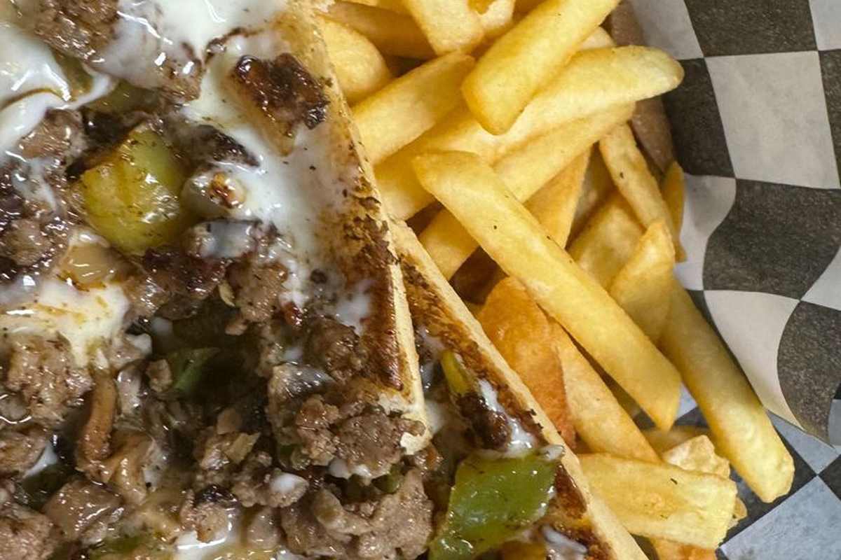 Starvin Marvin’s - Lebanon, OH Restaurant | Menu + Delivery | Seamless