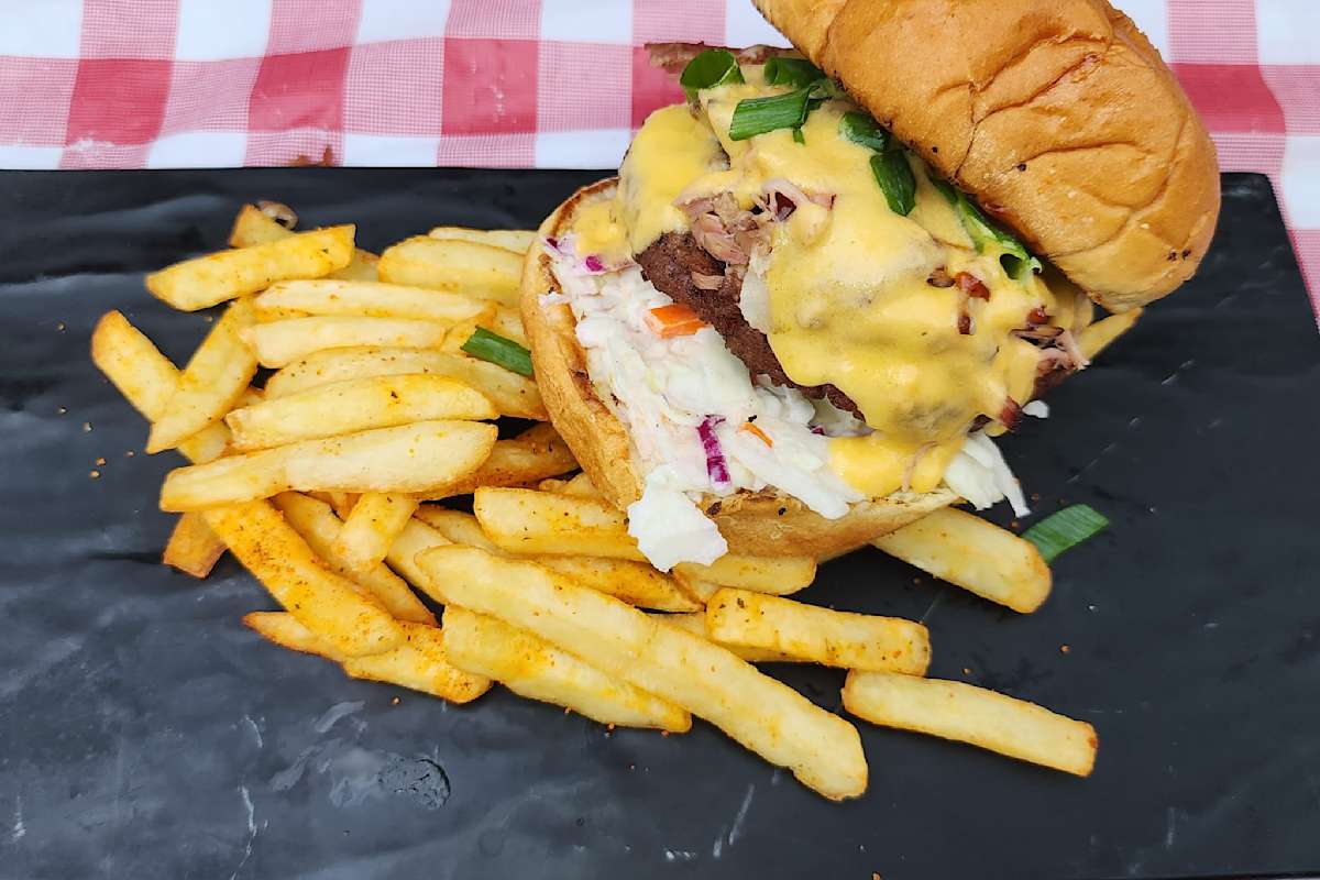 Smoke-N-Wheels Barbeque - Baltimore, MD Restaurant | Menu + Delivery ...