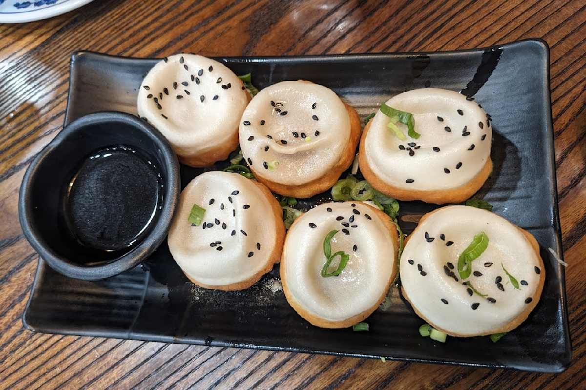 Hon's Wun-Tun House Delivery Menu | Order Online | 733 Washington St ...