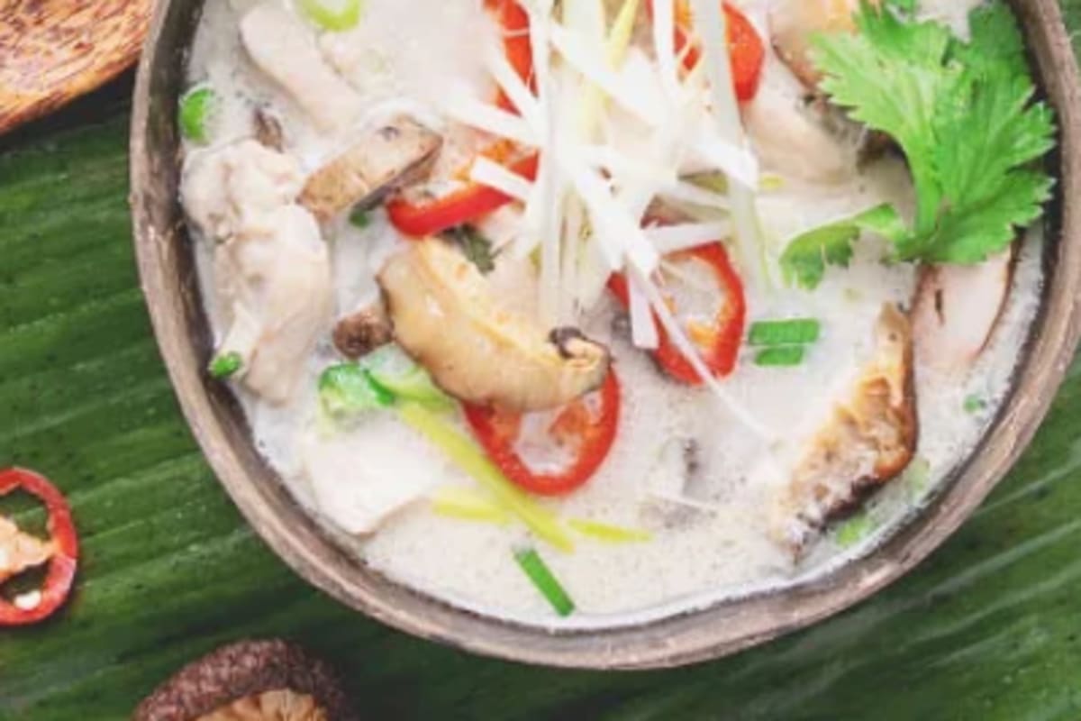 Thai Divine Restaurant Delivery Menu | Order Online | 4304 Scatterfield ...