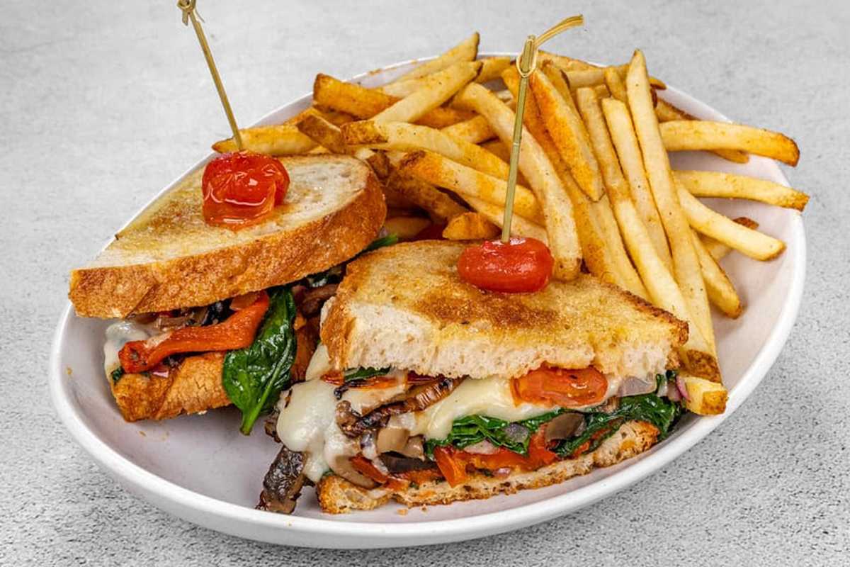 Hashtag 95 Delivery Menu | Order Online | 6260 95th St Oak Lawn | Grubhub