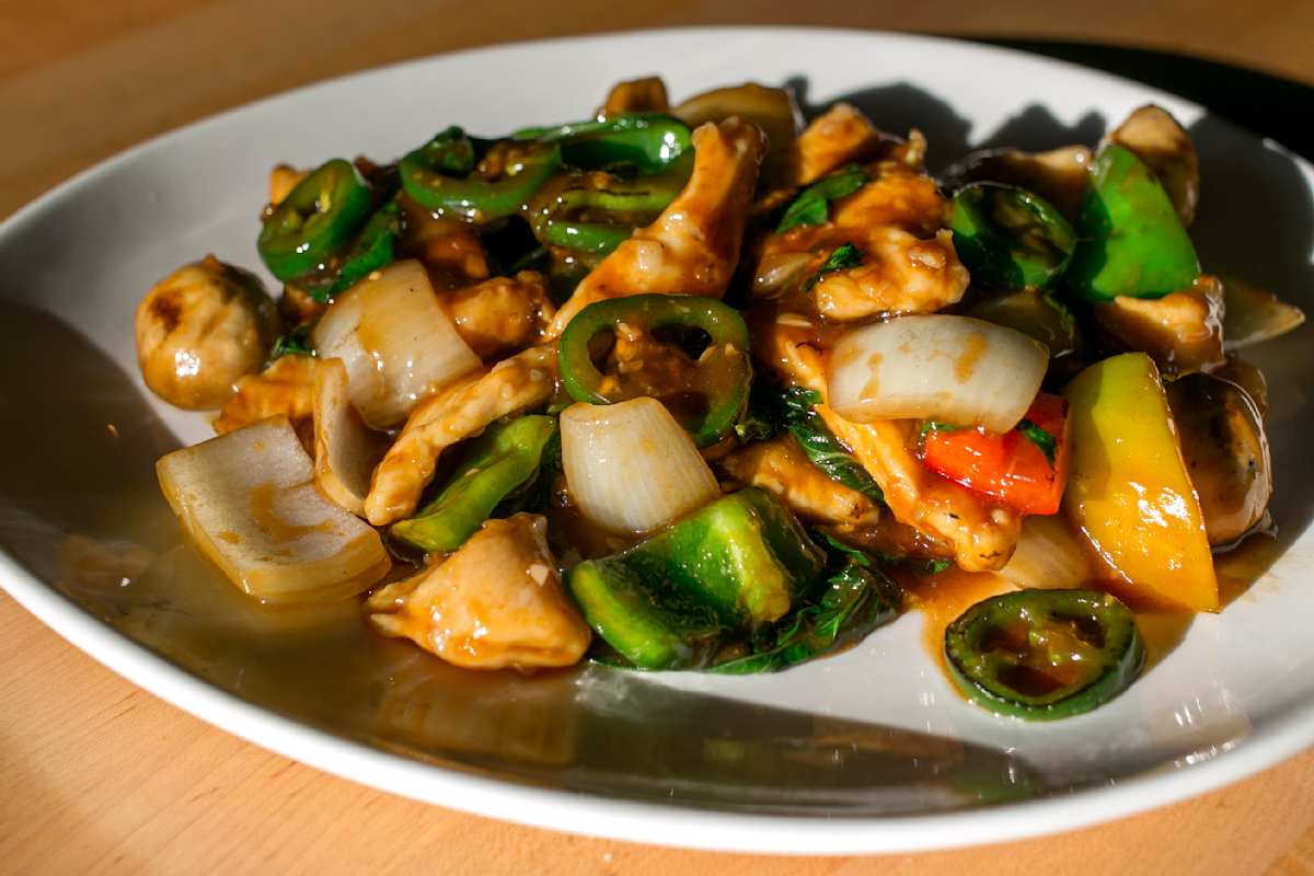 Serai - Chicago, IL Restaurant | Menu + Delivery | Seamless