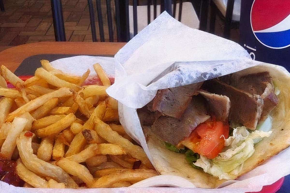 Sweis Greek Cafe - Oklahoma City, OK Restaurant | Menu + Delivery ...