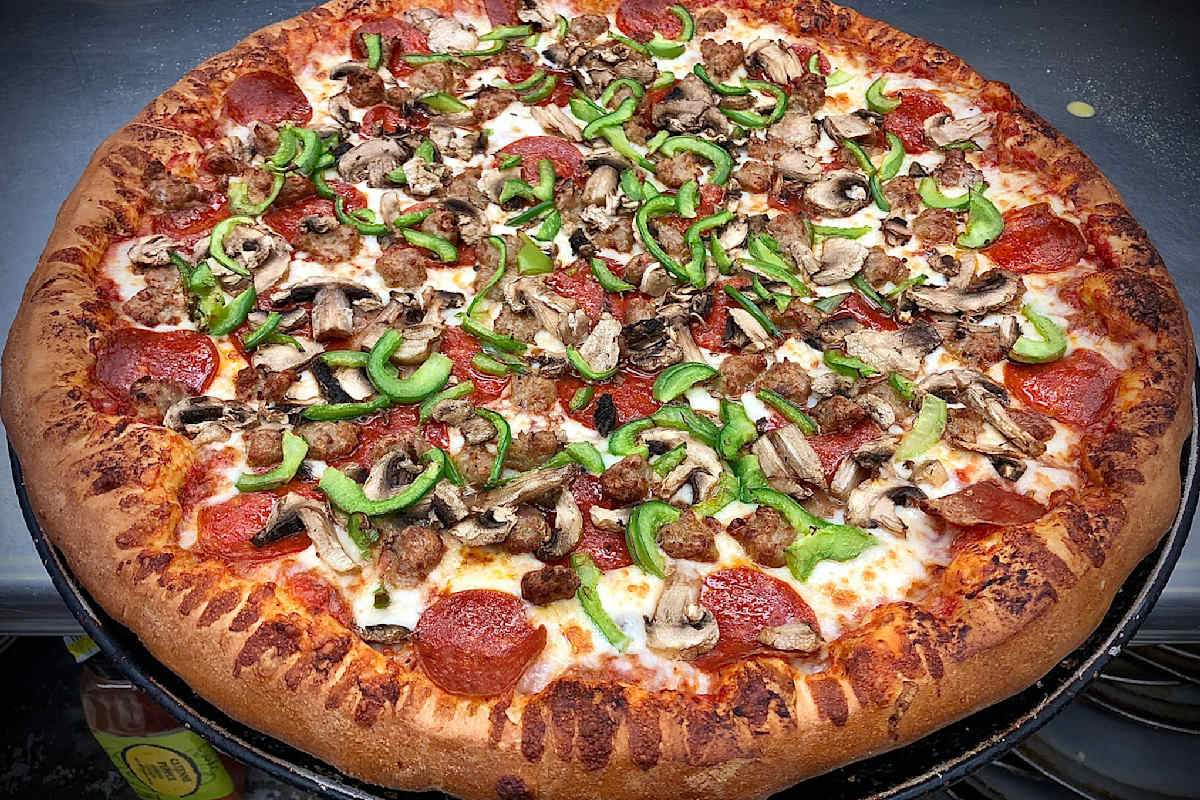 Papa Tinos Pizzeria - Watertown, NY Restaurant | Menu + Delivery | Seamless