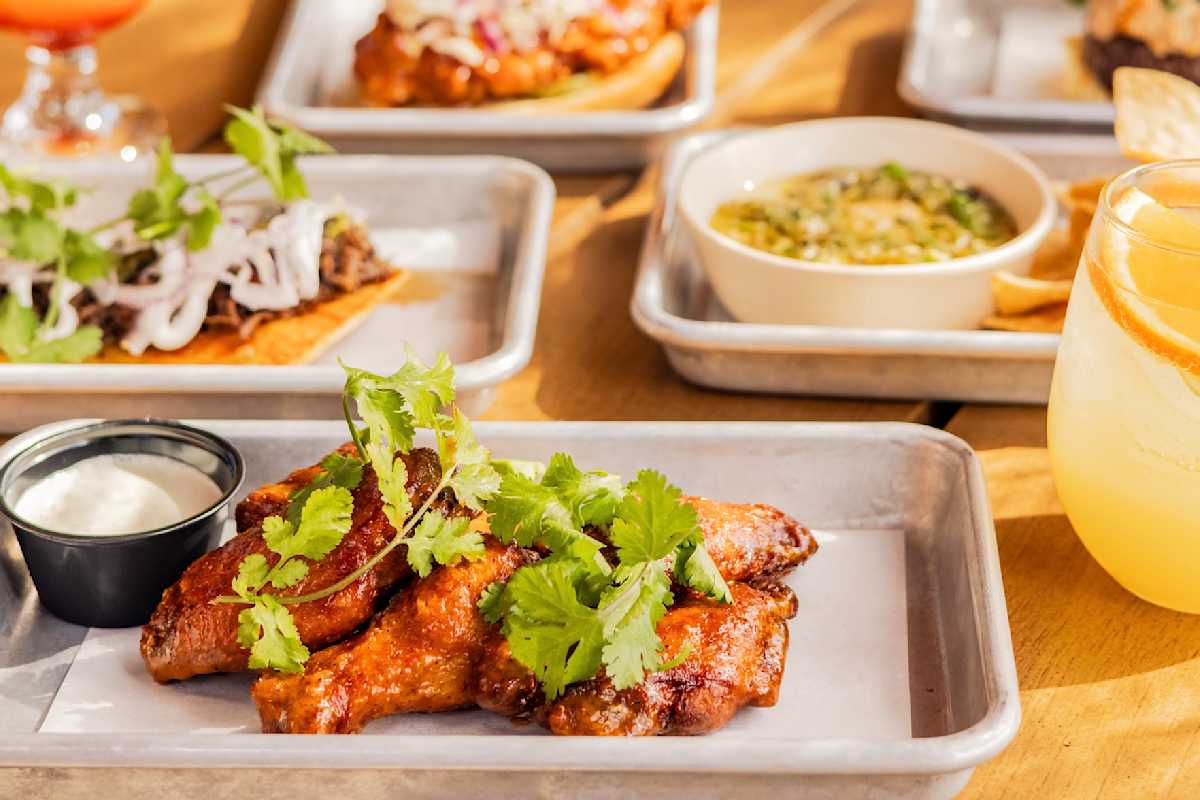 Loro Asian Smokehouse - Austin, TX Restaurant | Menu + Delivery | Seamless