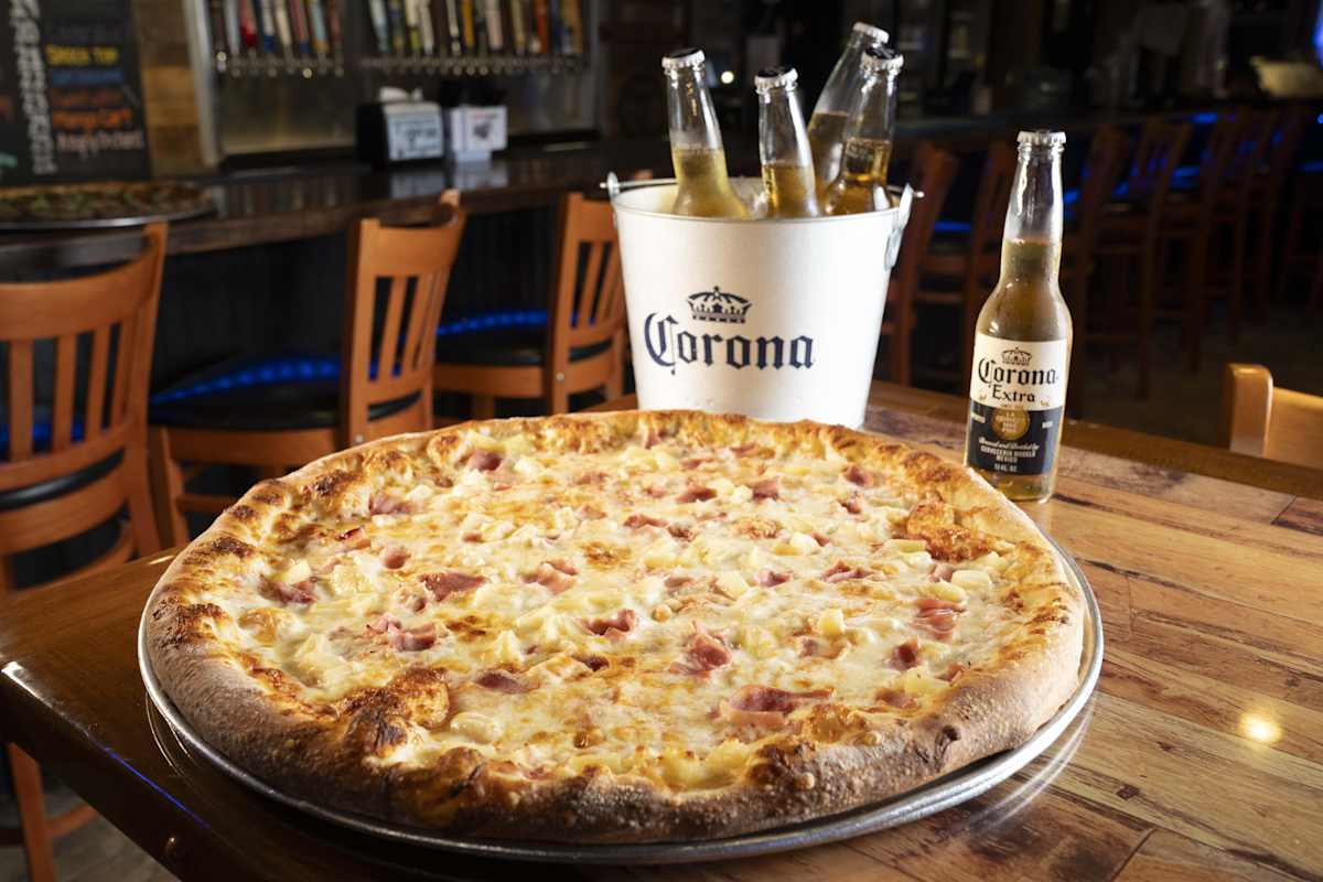 Downtown Pizza Sports Bar and Grill Delivery Menu | Order Online | 428 ...