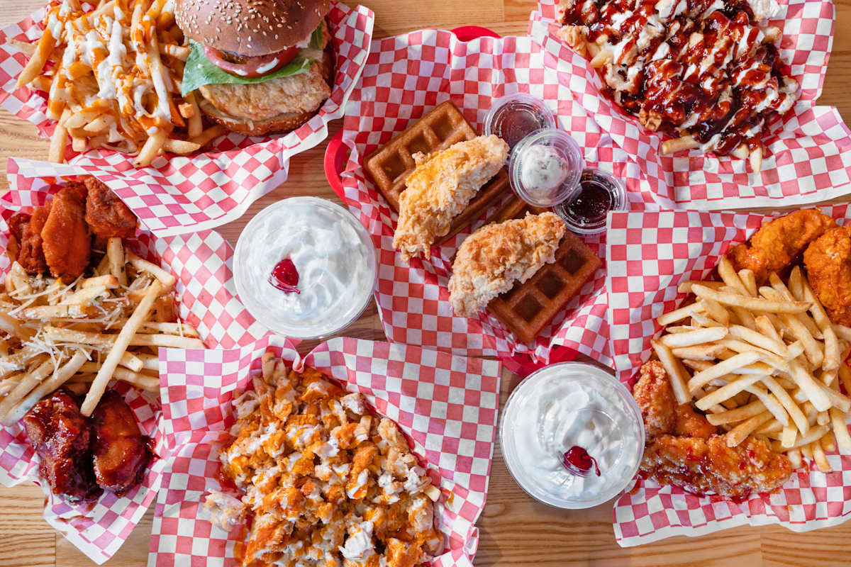 Kasi's Chicken and Fries Delivery Menu | Order Online | 4027 E Morada ...