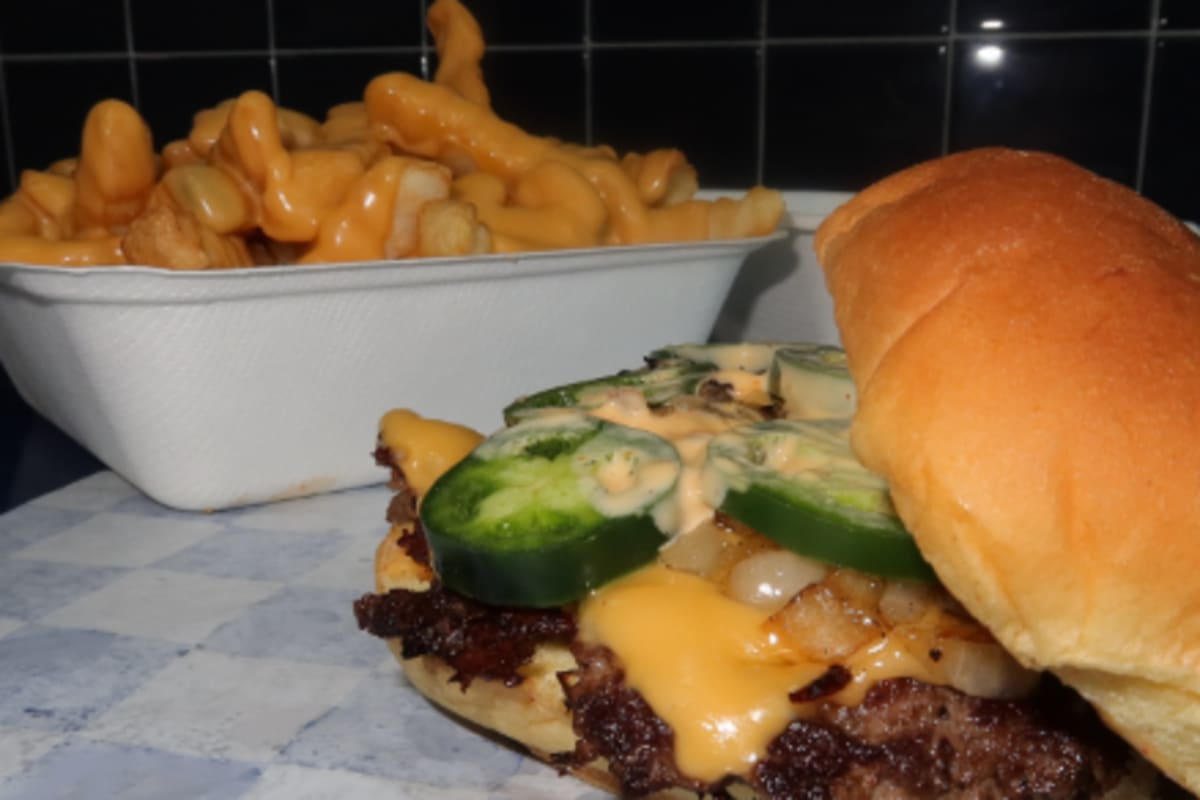 Flippin Buns Delivery Menu | Order Online | 350 South Broadway ...