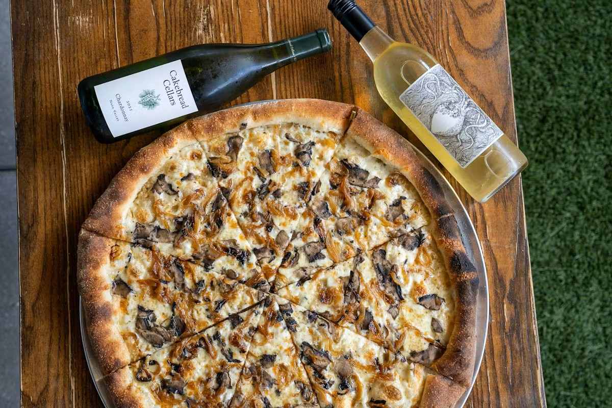 Andy's Pizza Carlyle Crossing Delivery Menu | Order Online | 2429 ...