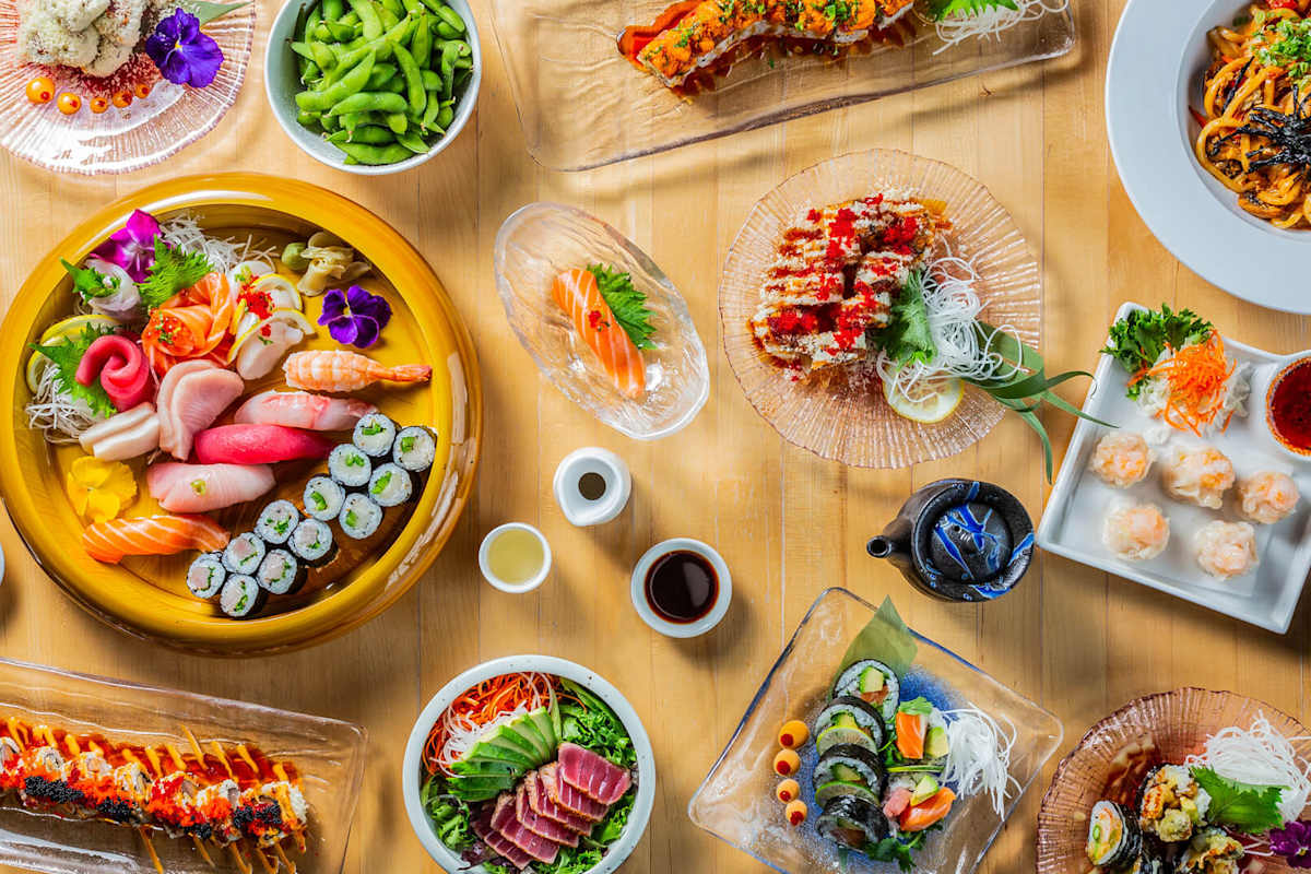 Nori Sushi - Chicago, IL Restaurant | Menu + Delivery | Seamless