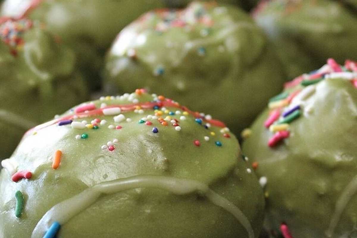Donut Farm - Berkeley, CA Restaurant | Menu + Delivery | Seamless