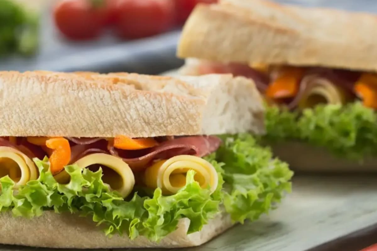 7 Days Mini Mart & Deli 2 Incorporated - Baldwinsville, NY Restaurant ...