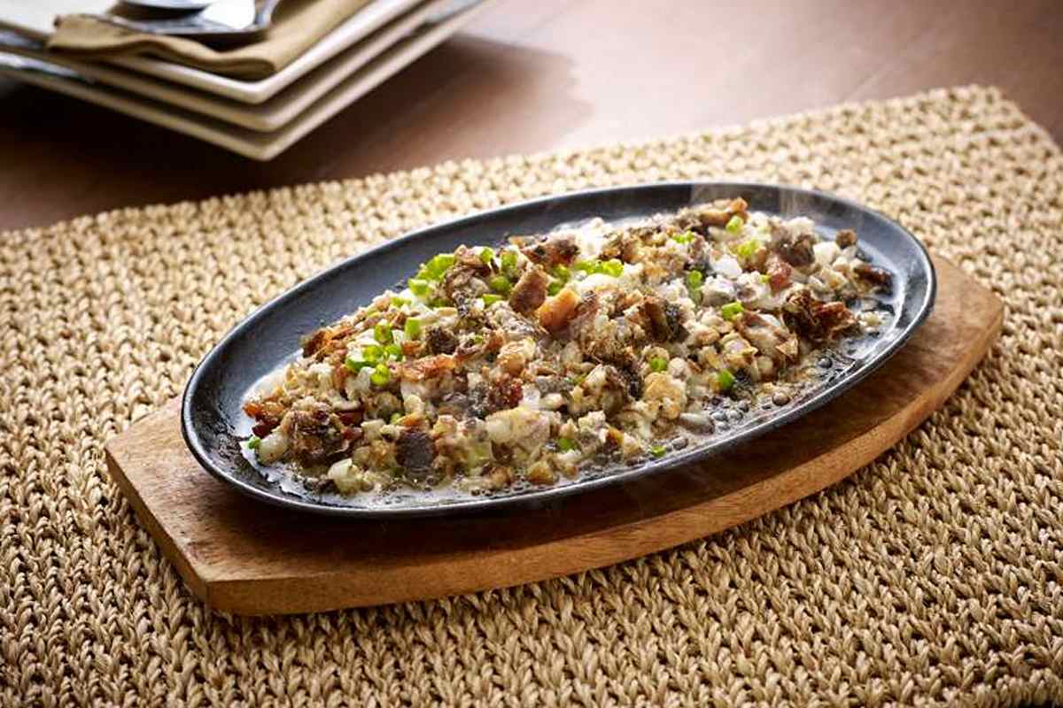 Max's Restaurant, Cuisine of the Philippines Delivery Menu | Order ...
