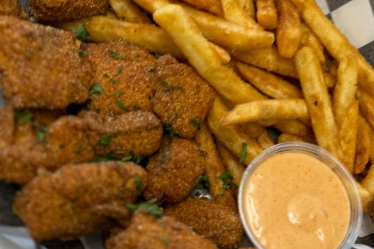 Starvin Marvin Pub Delivery Menu | Order Online | 915 North Broadway St ...