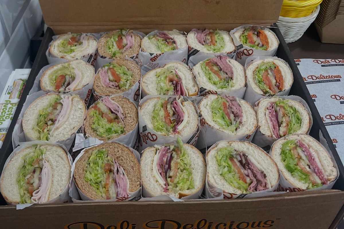 Deli Delicious - Bakersfield, CA Restaurant | Menu + Delivery | Seamless