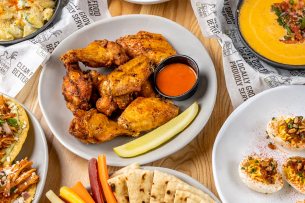 Chicken N Pickle - Grand Prairie, TX Restaurant | Menu + Delivery ...