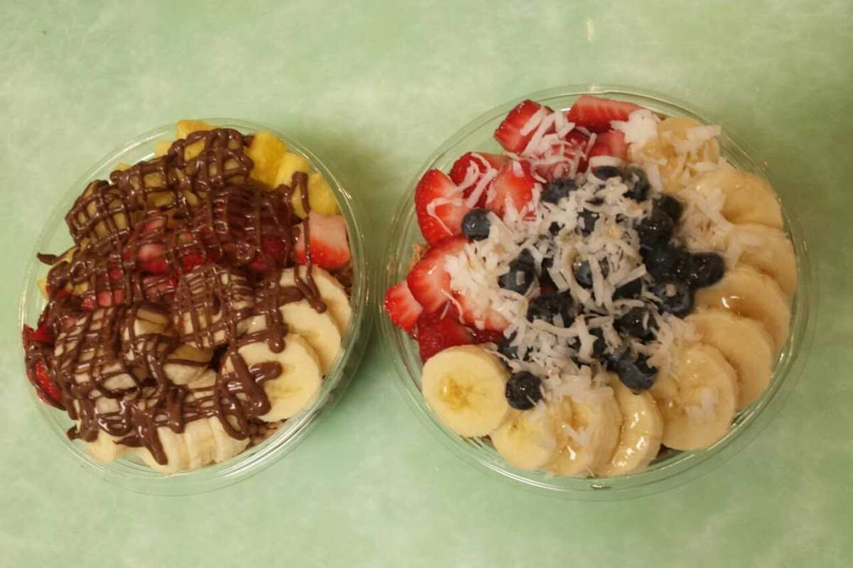 Blueberry Oakland Frozen Yogurt Delivery Menu | Order Online | 350 ...