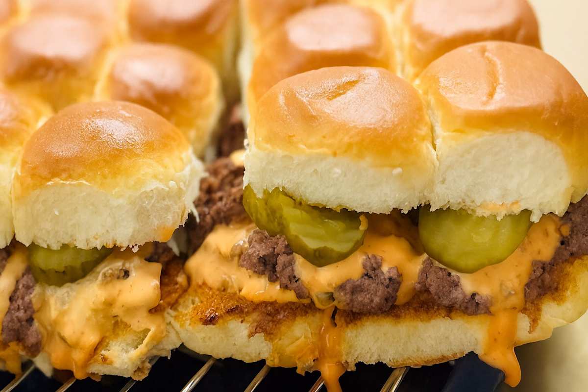 Mukbang Burger - Lenoir City, TN Restaurant | Menu + Delivery | Seamless