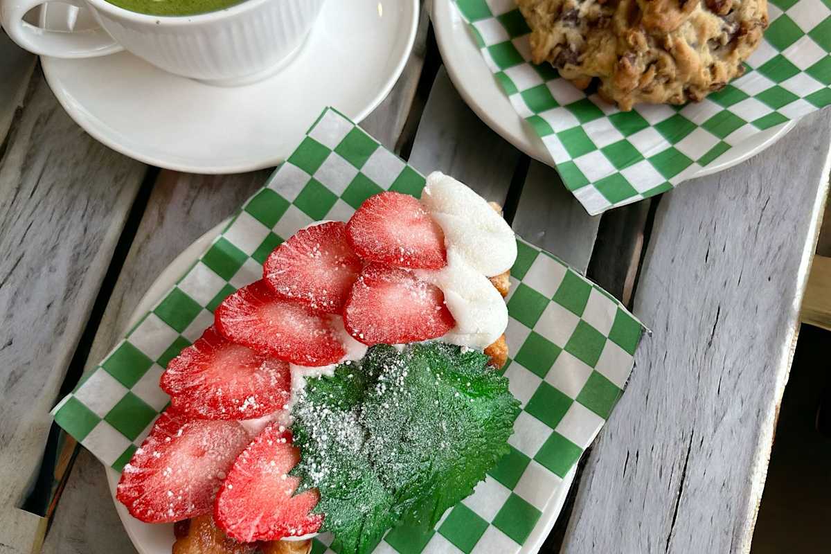 Miss Oz Ice Cream & Dessert Delivery Menu | Order Online | 1105 NW ...