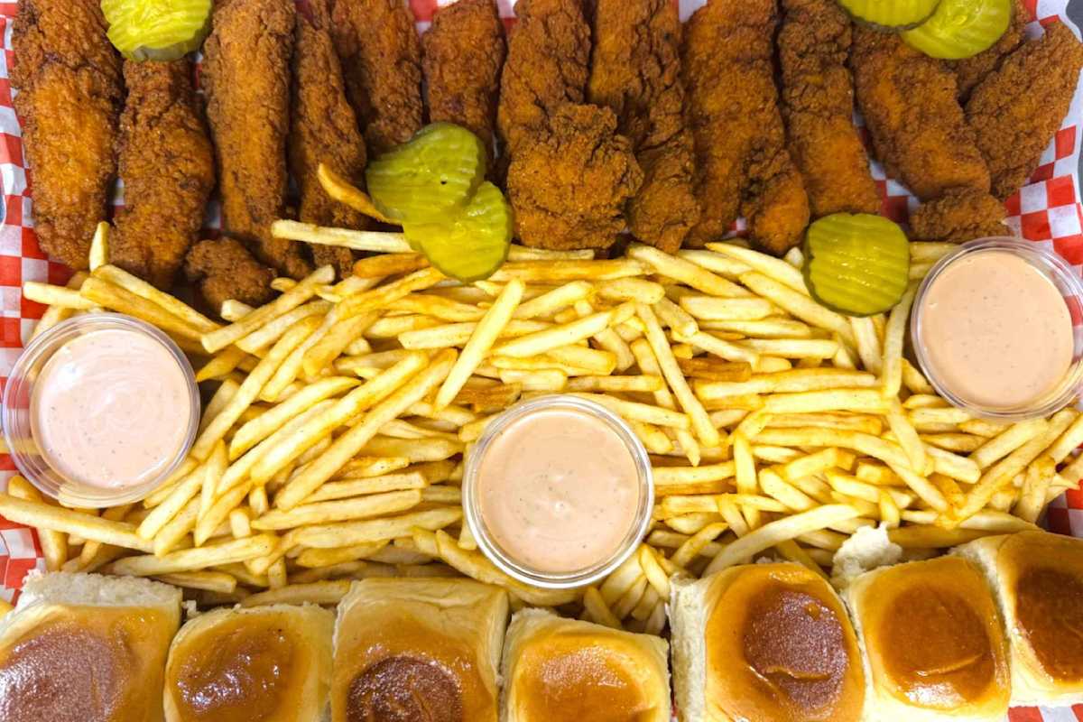 Sweethearts Chicken Delivery Menu | Order Online | 5668 Selmaraine Dr ...