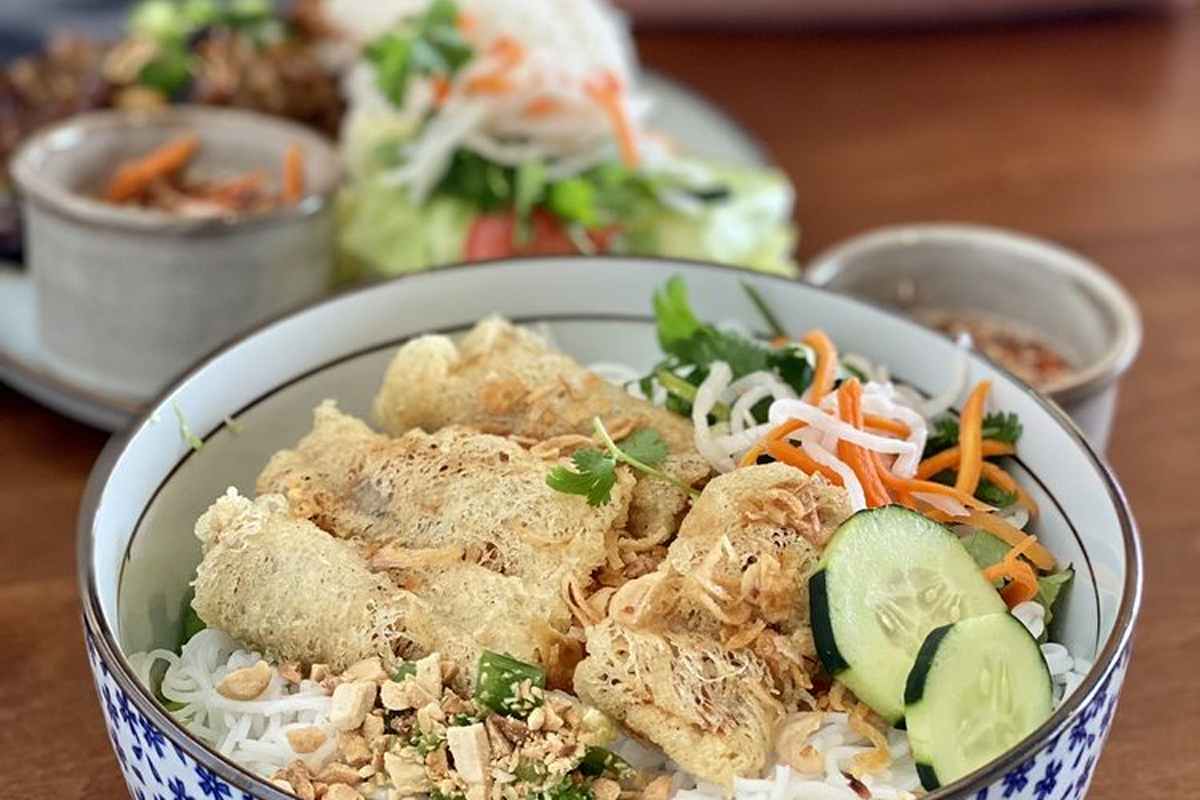 399 Vietnamese Kitchen Delivery Menu | Order Online | 13254 Jamboree Rd ...