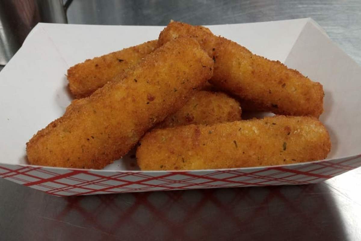 Lexi's Road Dogs Delivery Menu | Order Online | 175 State Rd Westport ...
