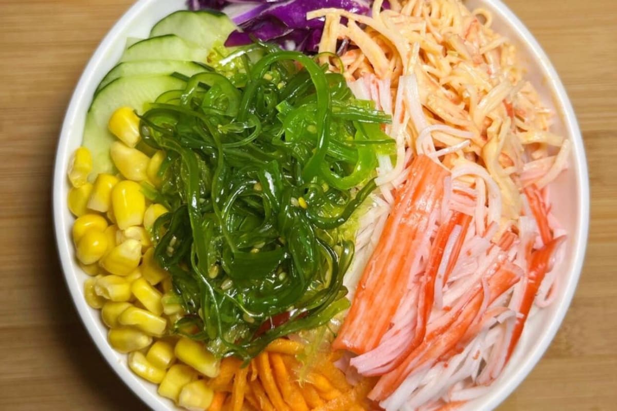 Oli Oli Poke Delivery Menu | Order Online | 700 Haddonfield-Berlin Road ...