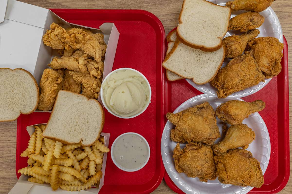 Thomas Fried Chicken Delivery Menu | Order Online | 2514 W Marshall Dr ...