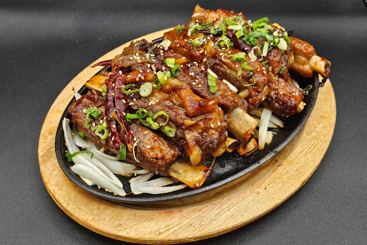 Goshen Delivery Menu | Order Online | 611 Milwaukee Ave Glenview | Grubhub