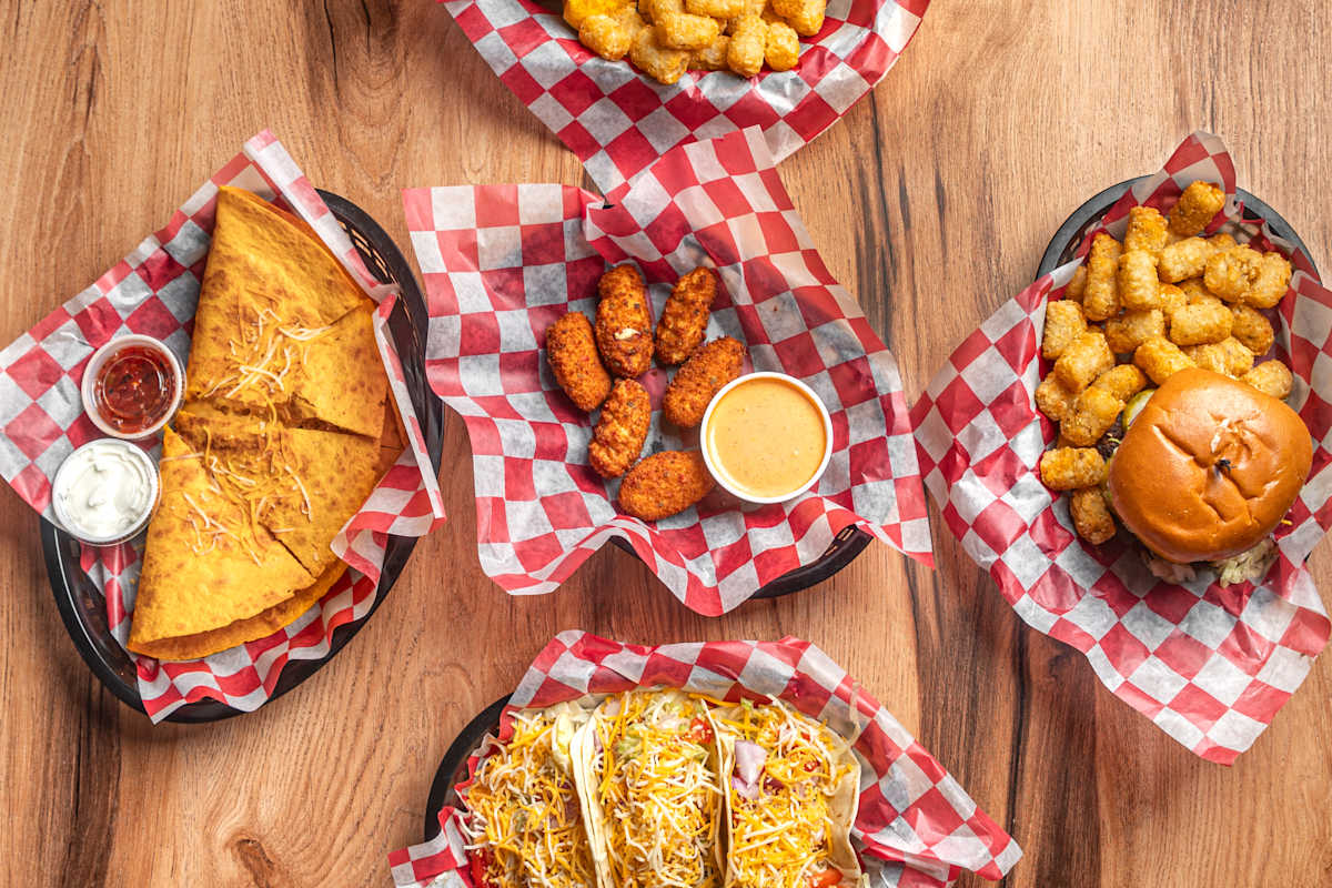 Chicken Shack - Versailles, KY Restaurant | Menu + Delivery | Seamless