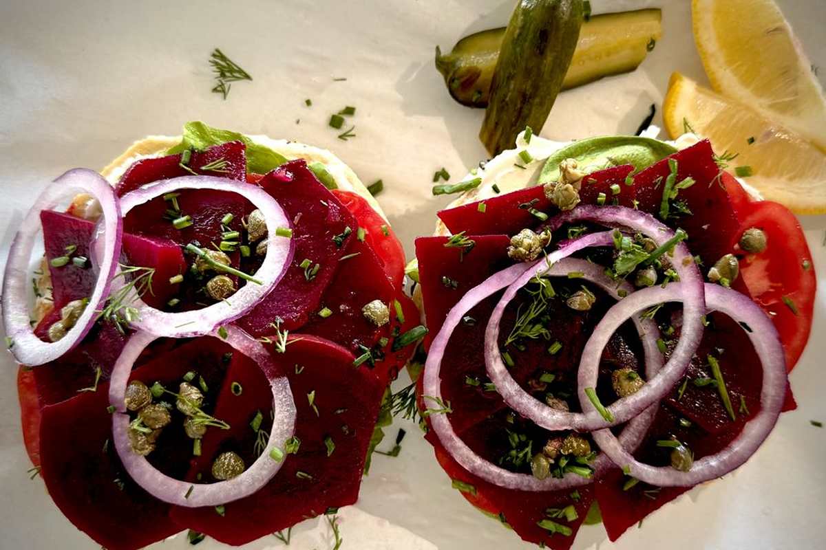 Kneller's Delicatessen - Tucson, AZ Restaurant | Menu + Delivery | Seamless