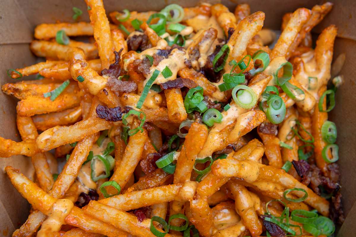 Pump 5 Grille Delivery Menu | Order Online | 29401 Five Mile Rd Livonia ...