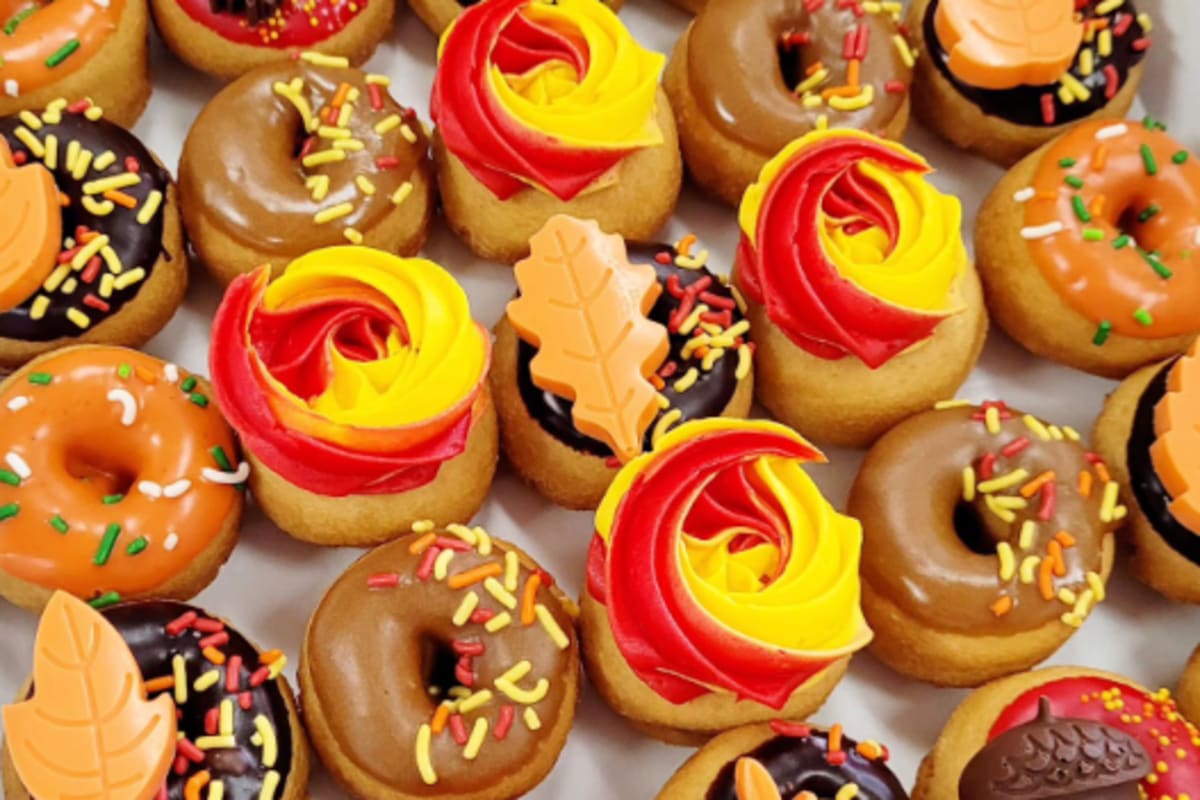 Van Dough Delivery Menu | Order Online | 2519 McMullen Booth Rd ...