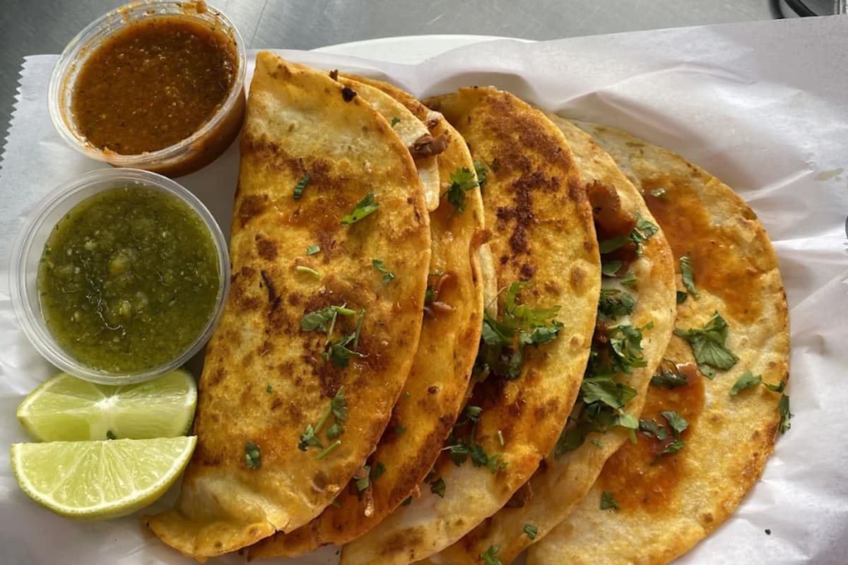Antojitos El Dicho Don Rogelio Delivery Menu | Order Online | 1425 ...