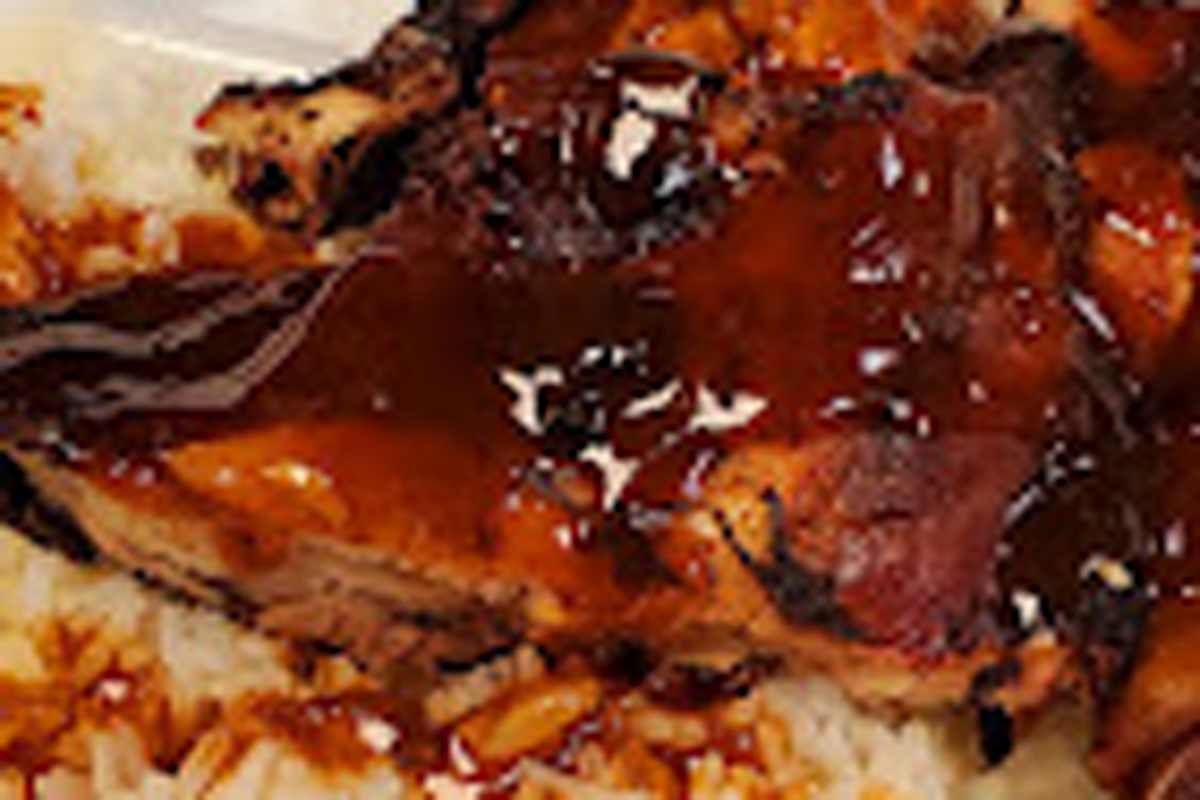 Vibes Caribbean Cuisine Delivery Menu | Order Online | 1301 Chestnut St ...
