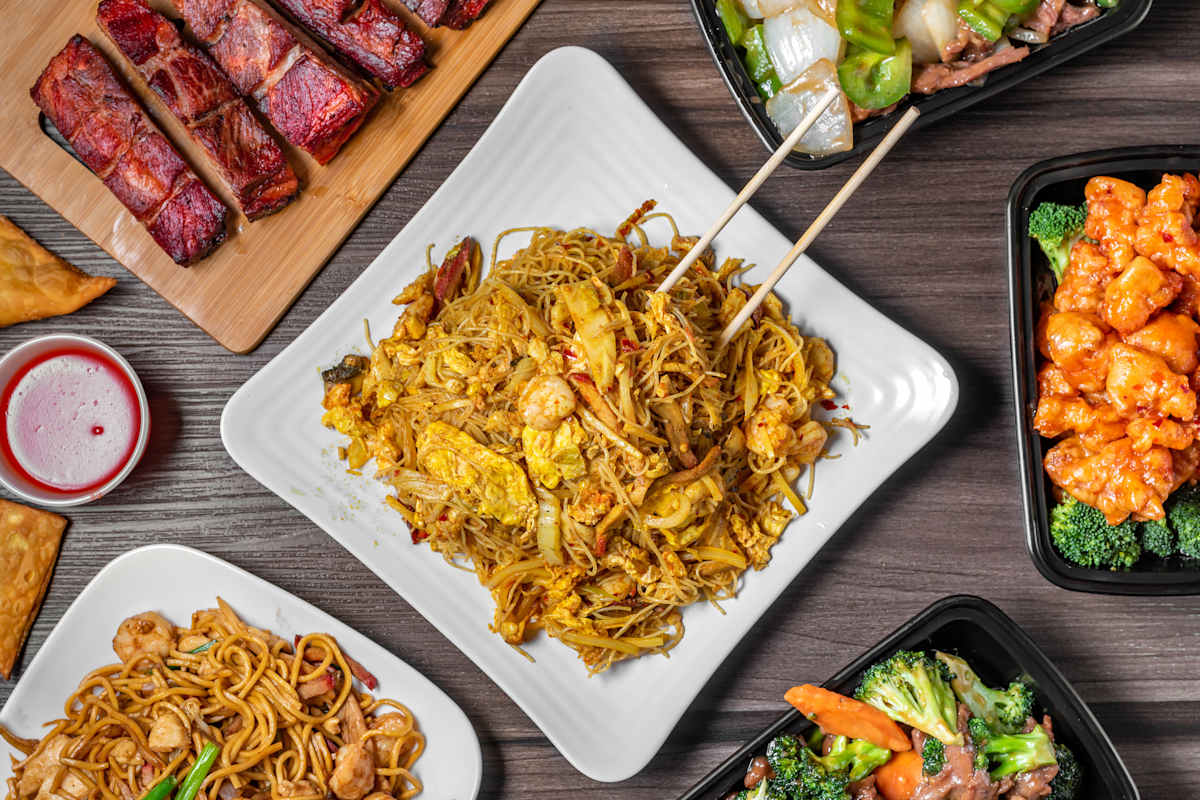 Golden Chopsticks Delivery Menu | Order Online | 1735 Northampton St ...
