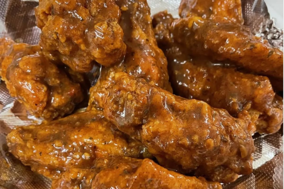 Baby D's Chicken Shack Delivery Menu | Order Online | 18500 Lakeshore ...