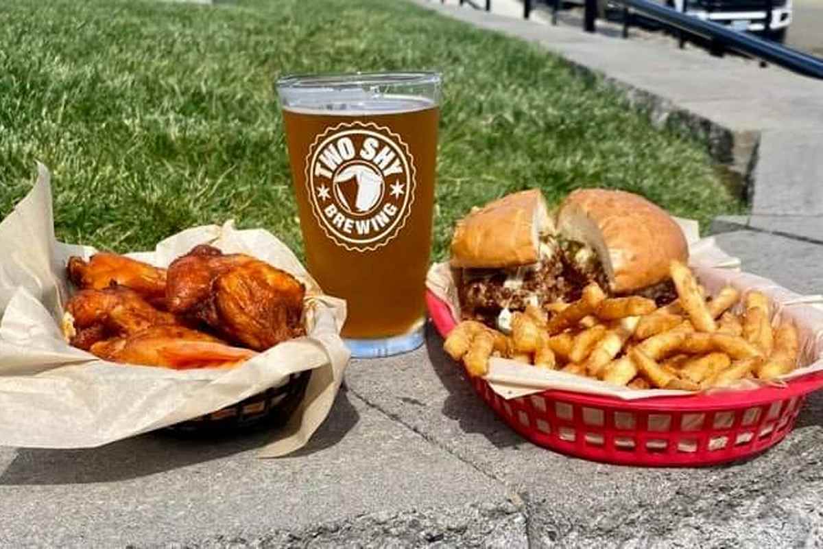 Burgers and Q Delivery Menu | Order Online | 1308 NW Park St Roseburg ...