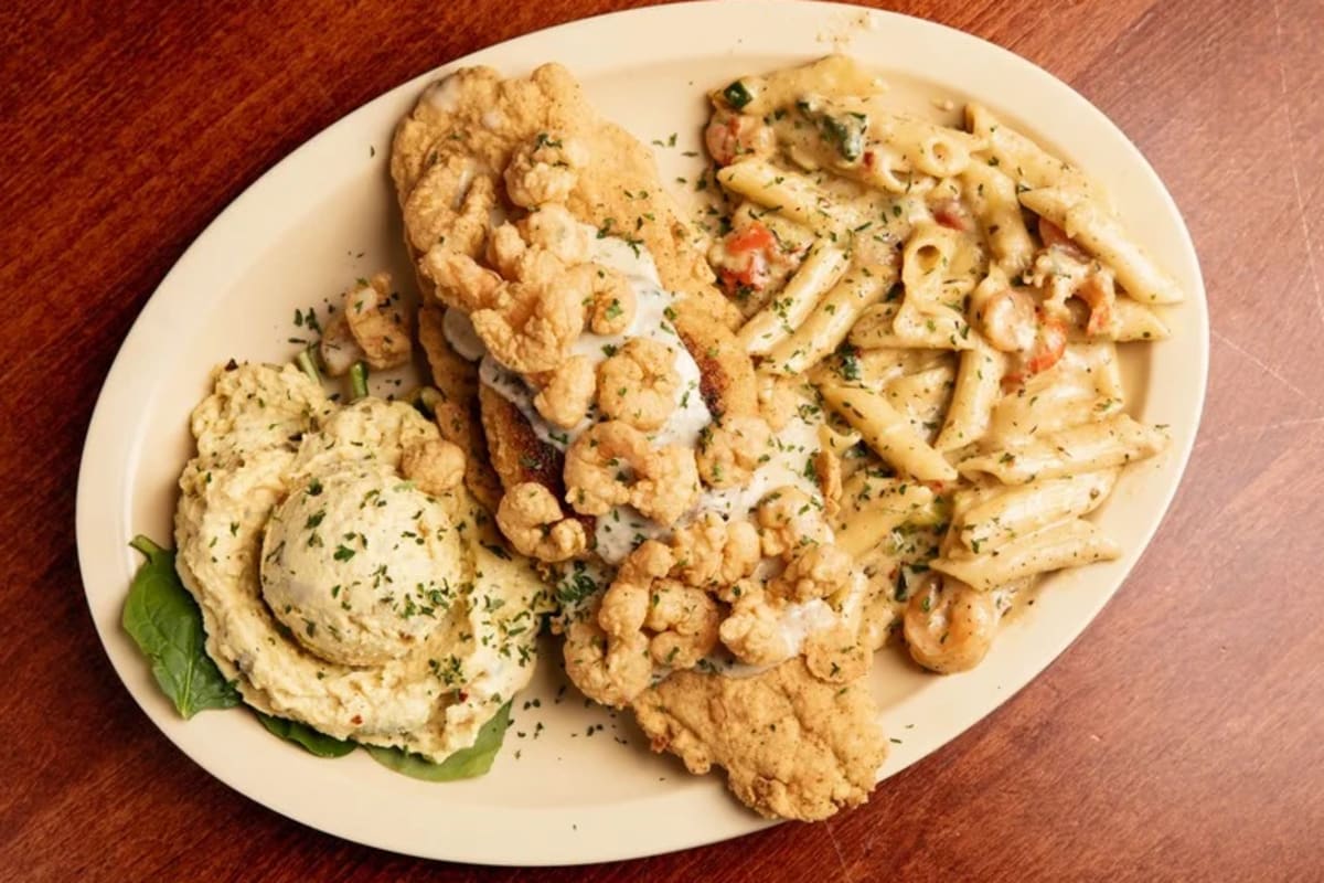 Pee-Wee's Crab Cakes on the Go of Texas Delivery Menu | Order Online ...