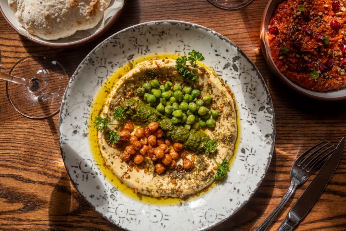 Sifr - Chicago, IL Restaurant | Menu + Delivery | Seamless