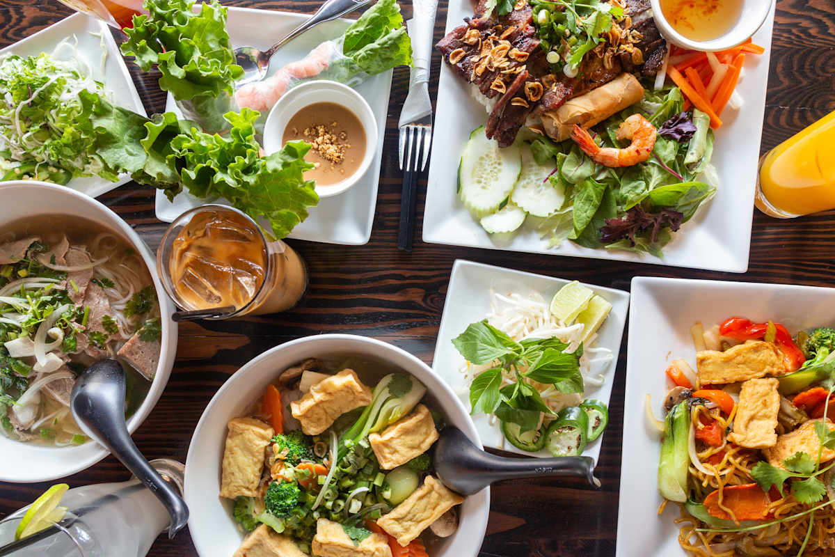 La Sen Delivery Menu | Order Online | 7628 SW Nyberg St Tualatin OR ...