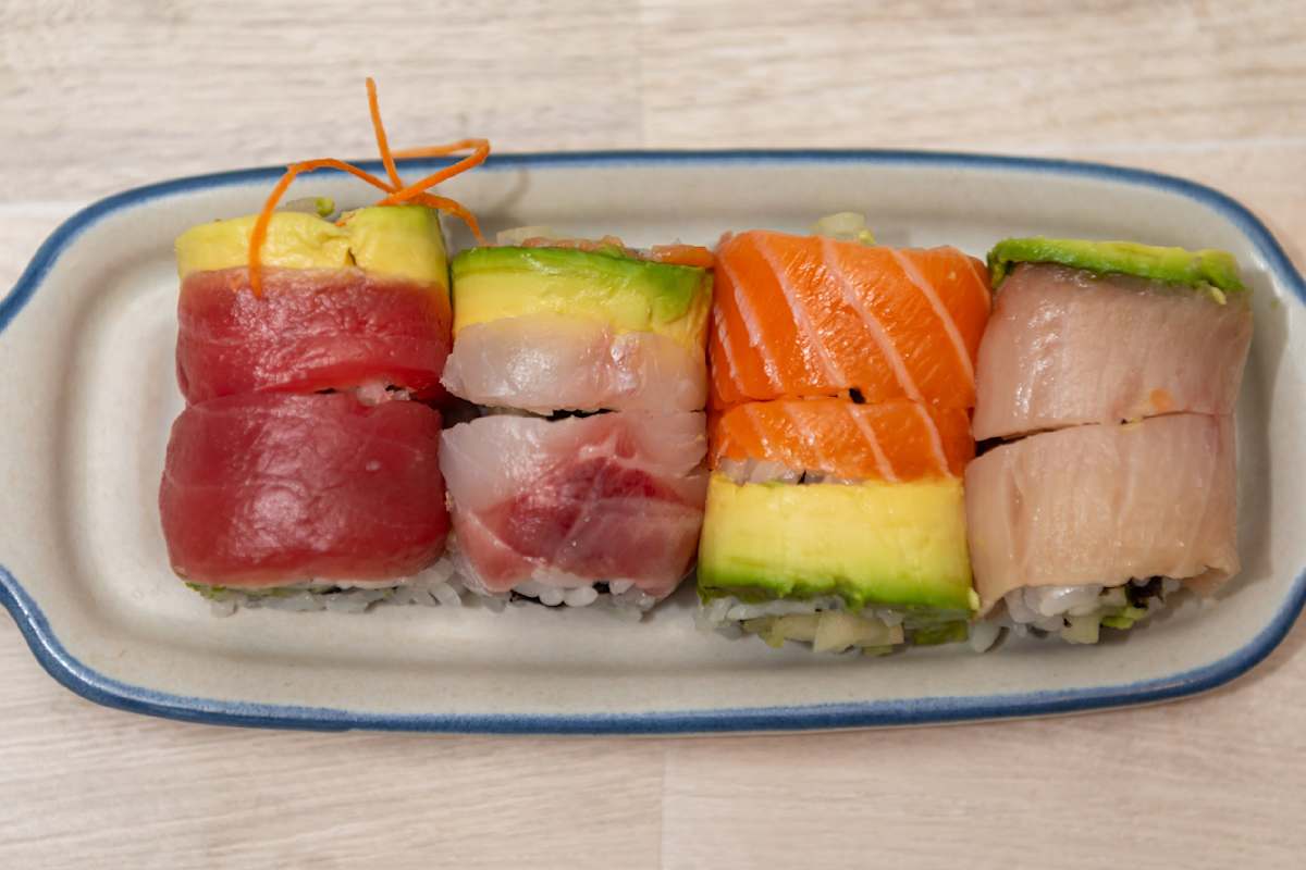 Mandarin Court Chinese Rest. & Sushi Bar Delivery Menu | Order Online ...