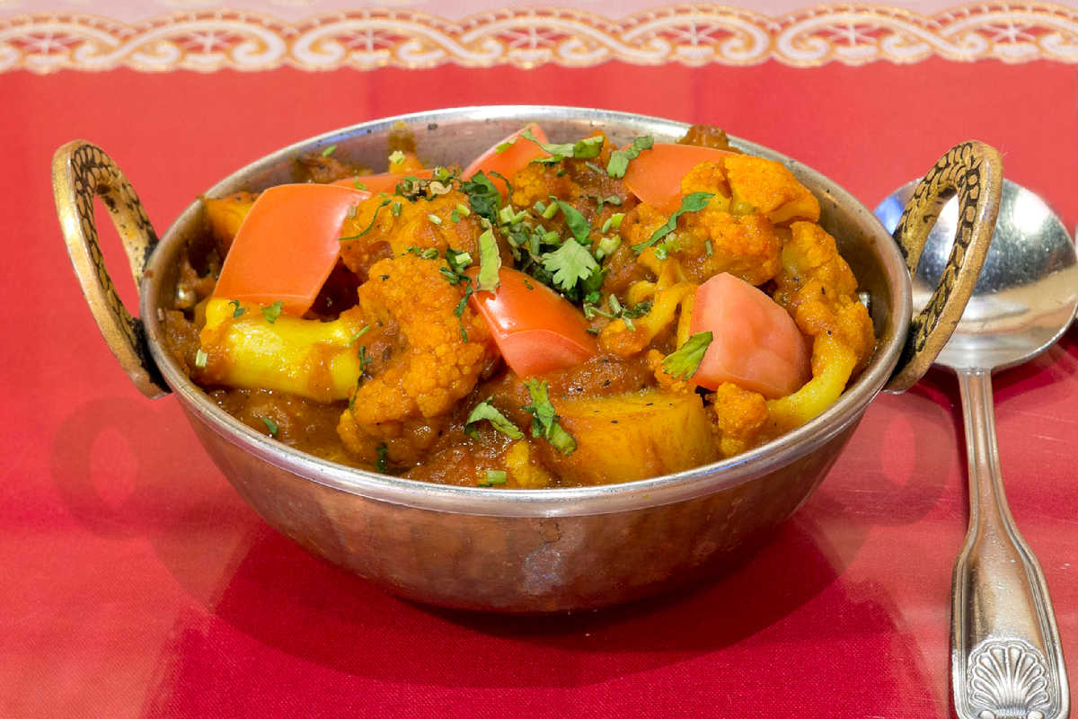 Mumtaz Indian Restaurant Delivery Menu | Order Online | 216 W Campbell ...