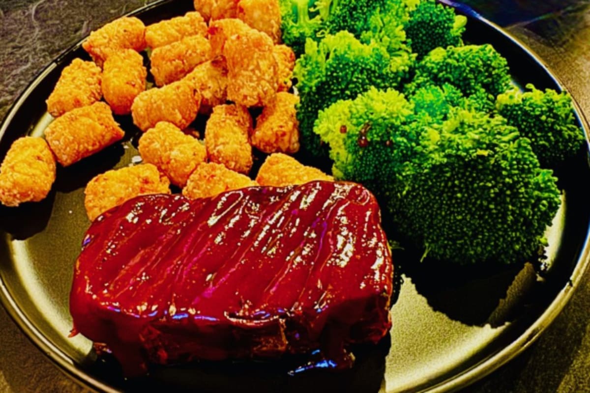 Millside Tavern - North Las Vegas, NV Restaurant | Menu + Delivery ...