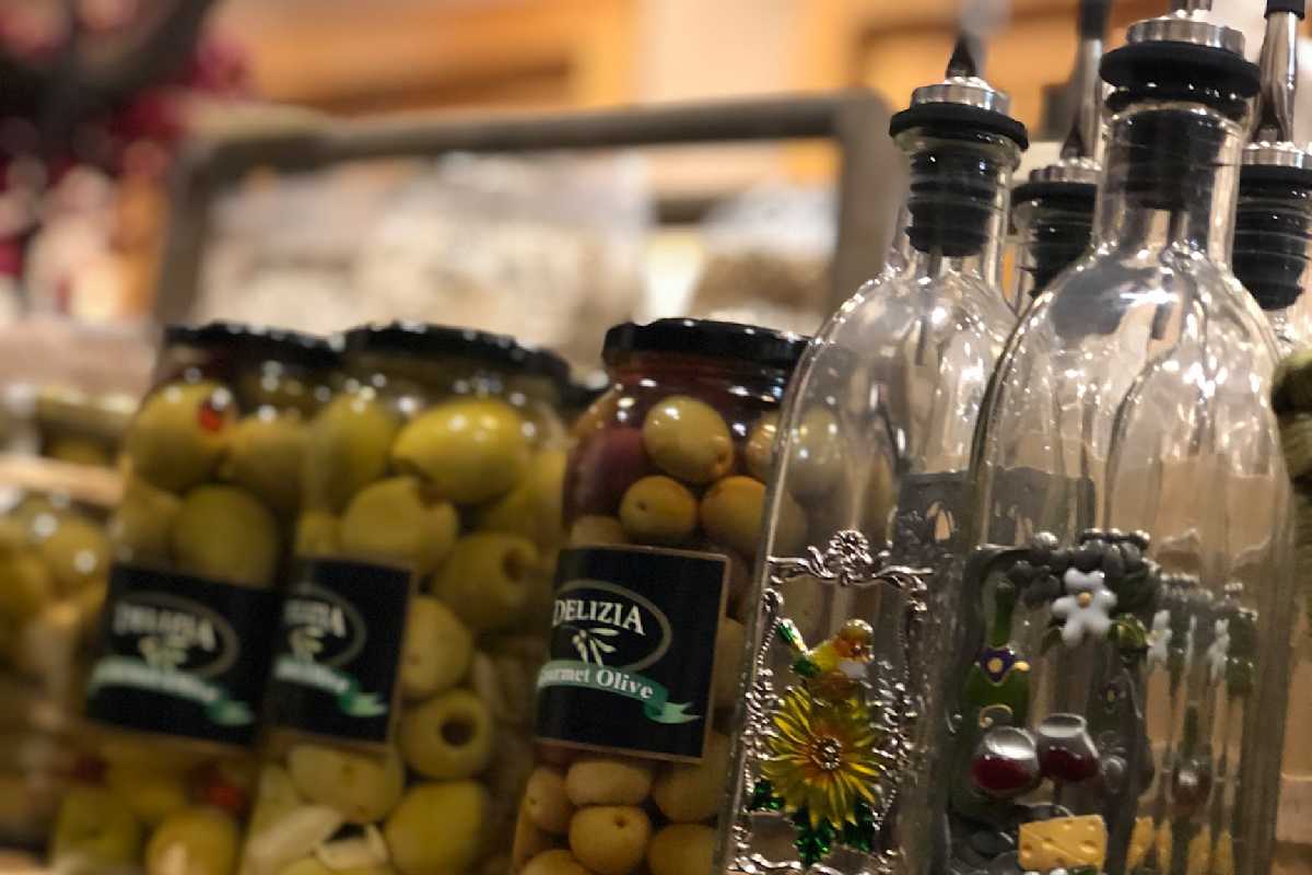 Coronado Taste of Oils - Coronado, CA Restaurant | Menu + Delivery ...