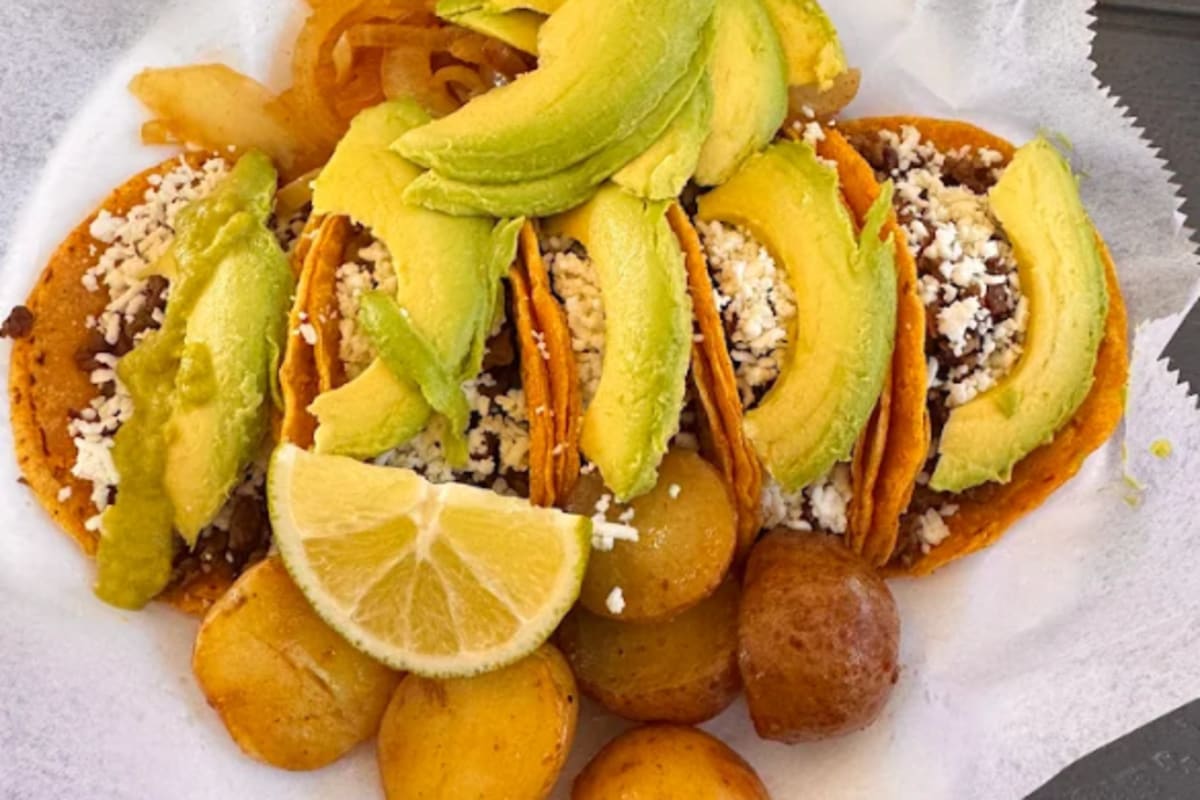 Los de Tamaulipas Food Truck Delivery Menu | Order Online | 13630 ...