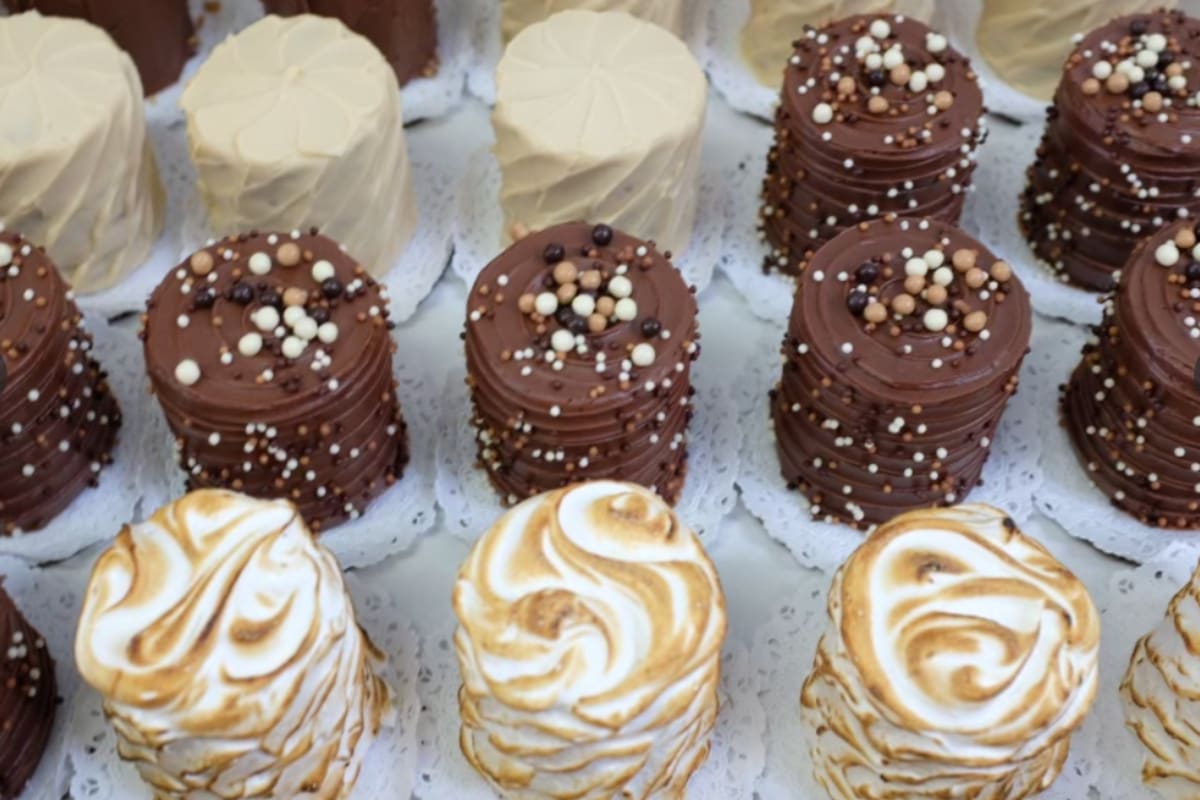 Cake Monkey Bakery Delivery Menu | Order Online | 7807 Beverly Blvd Los ...