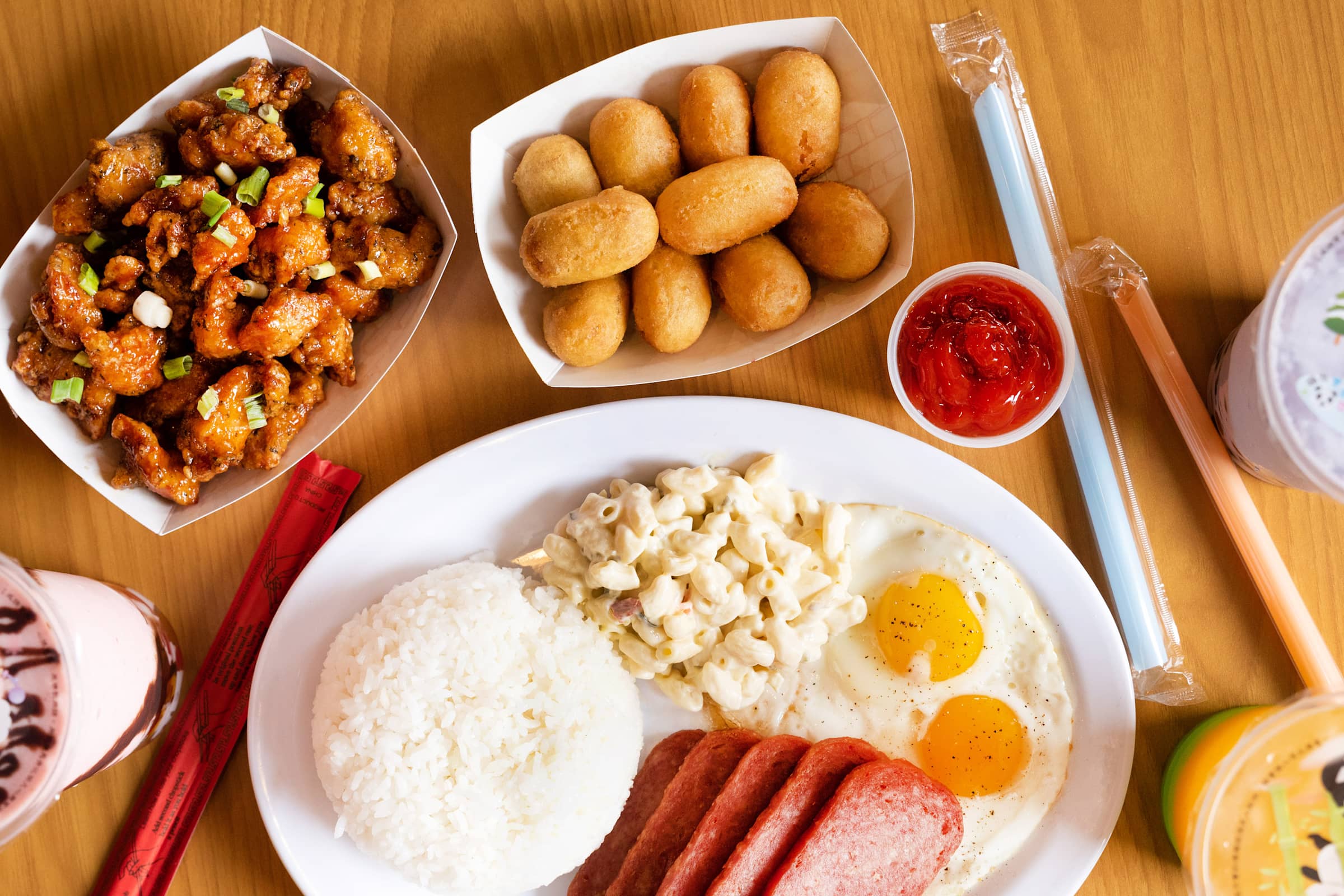 Pochi Bubble Tea Cafe Delivery Menu | Order Online | 1211 164th St SW ...