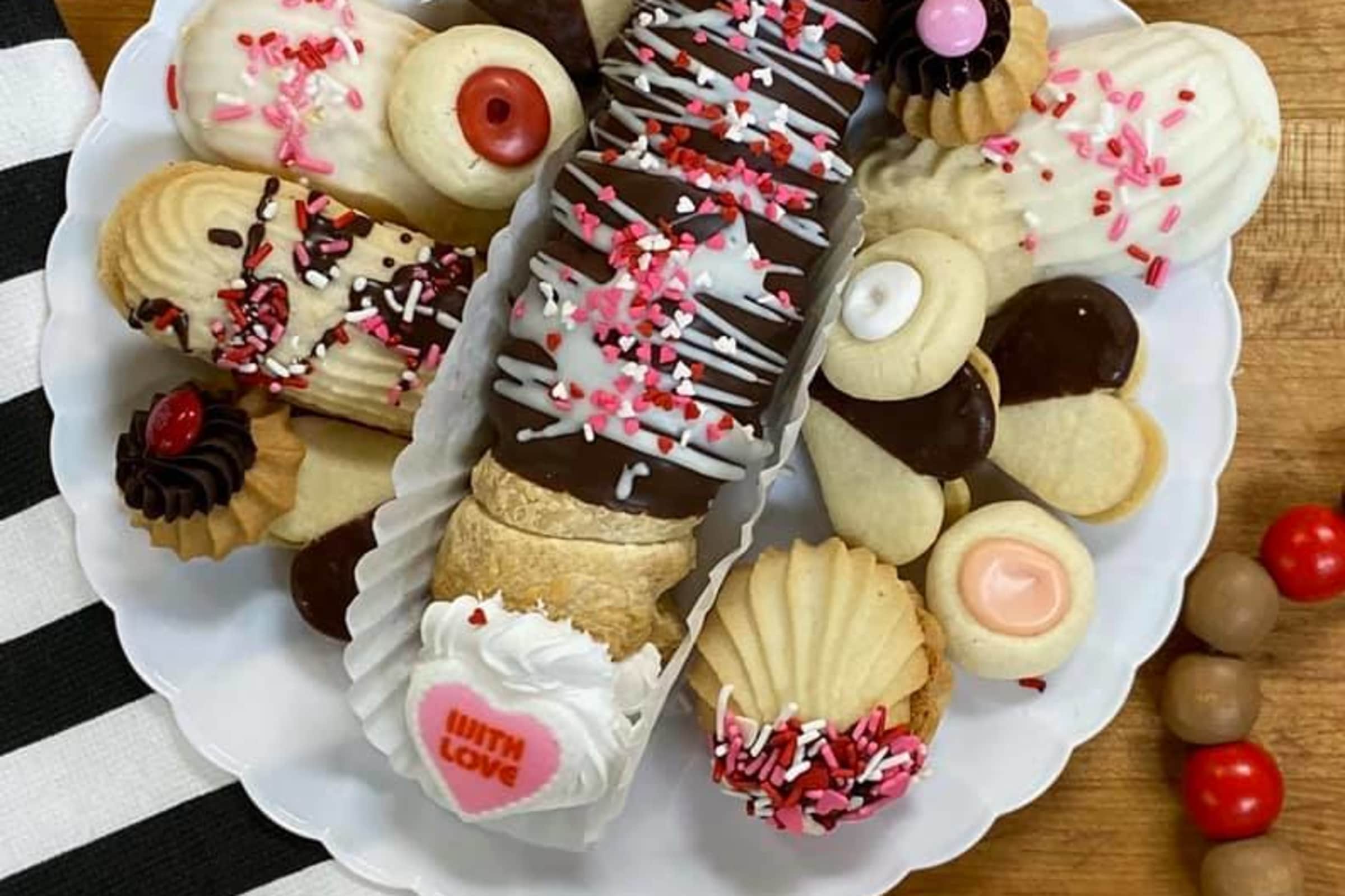 Paisano's Italian Bakery Delivery Menu | Order Online | 2732 Stickney ...